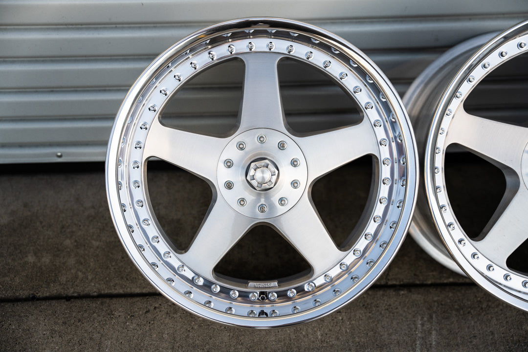18" Veilside Andrew V [Reverse Lip] (Used Wheels Built to Order) – Sensei 6